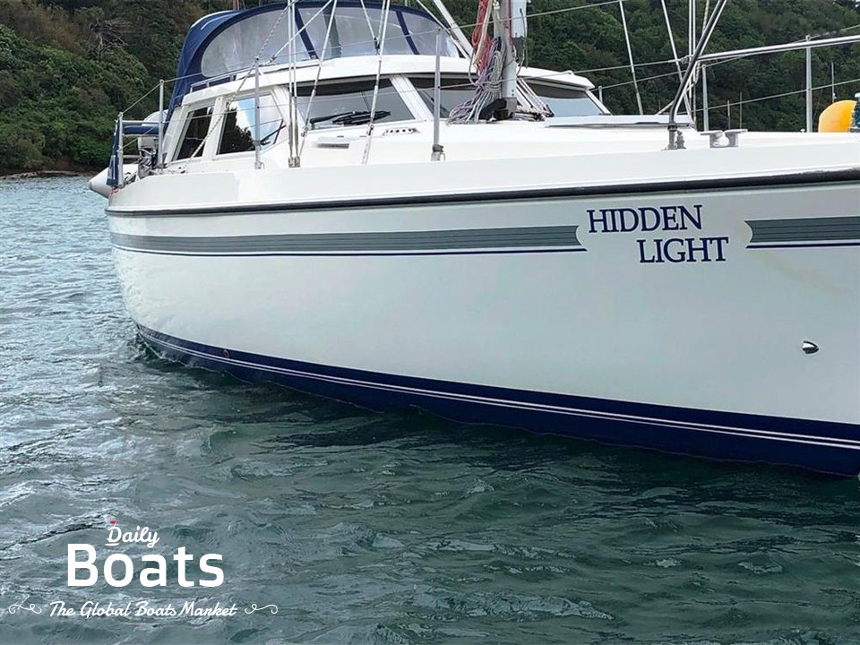 1989 Moody Eclipse 33 for sale. View price, photos and Buy 1989 Moody ...