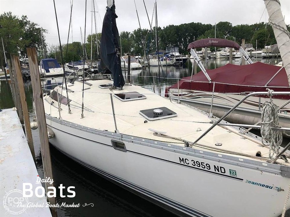1986 Jeanneau Sun Rise 34 for sale. View price, photos and Buy 1986 ...