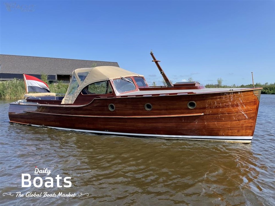 Antique classic boats Rapsody Yachts for sale - Daily Boats