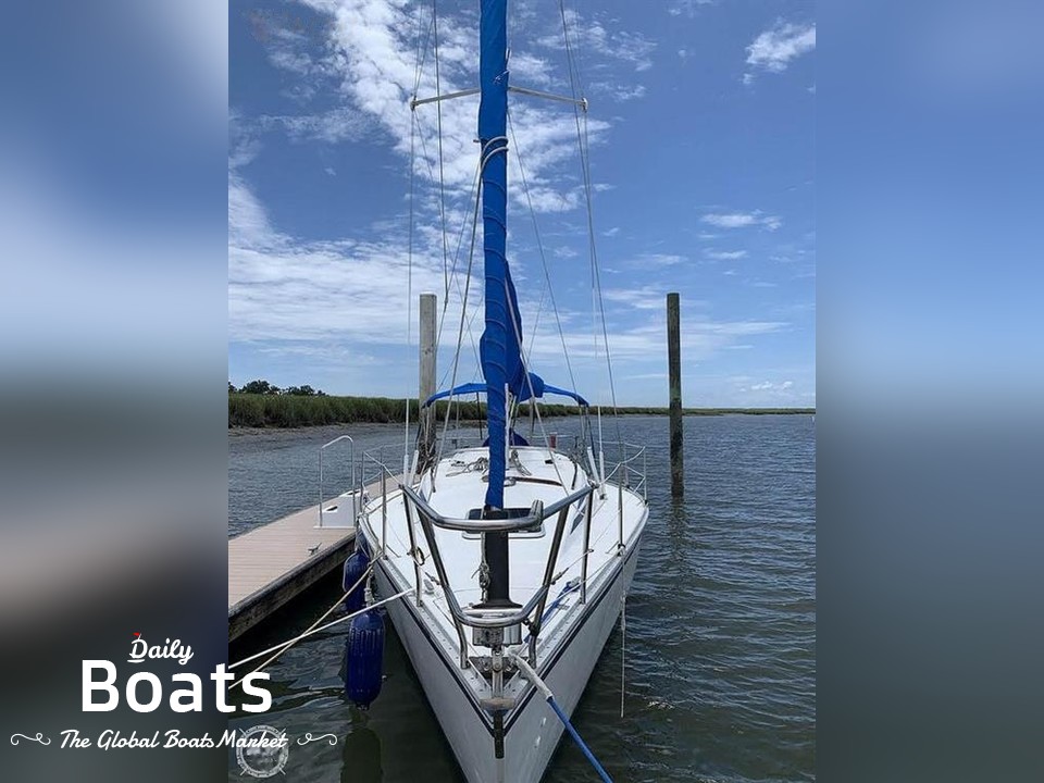 1984 Hunter Legend 28.5 for sale. View price, photos and Buy 1984 ...