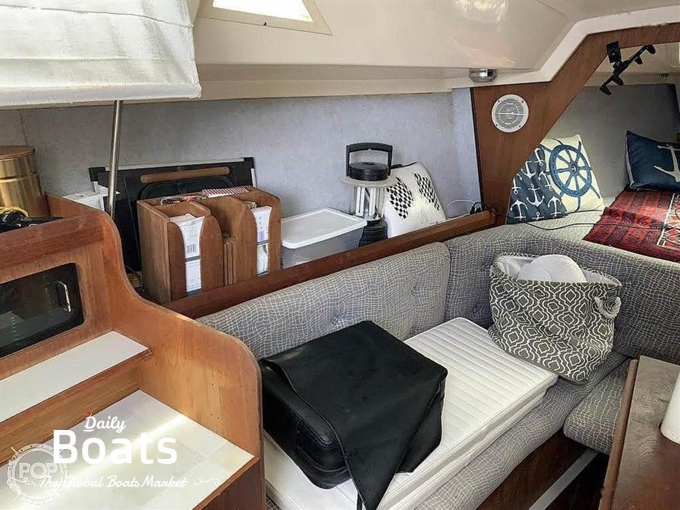 1984 Hunter Legend 28.5 for sale. View price, photos and Buy 1984 ...