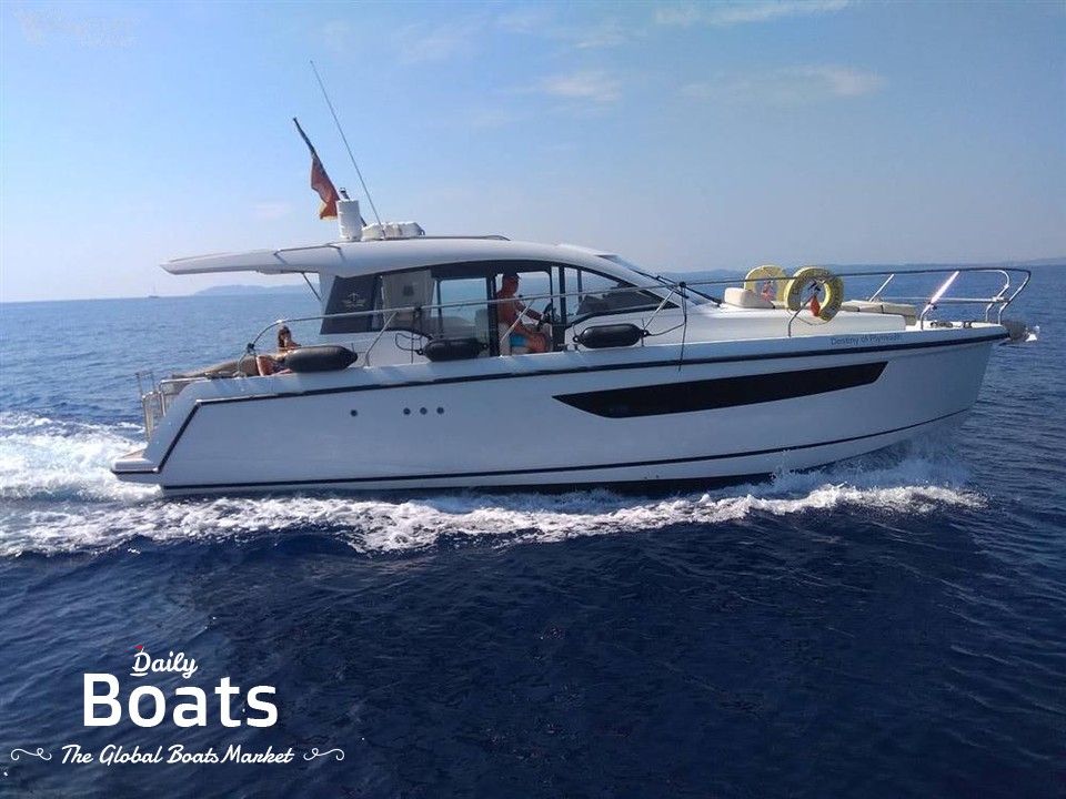 2016 Sealine C330 for sale. View price, photos and Buy 2016 Sealine ...