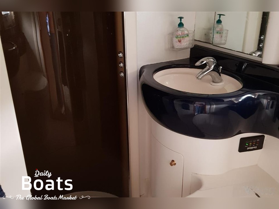 1996 Princess 420 for sale. View price, photos and Buy 1996 Princess ...