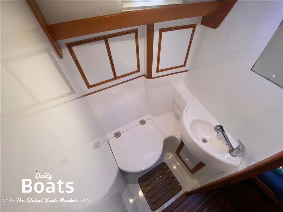 2010 Rustler 44 Ds for sale. View price, photos and Buy 2010 Rustler 44 ...