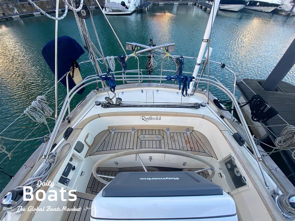 2010 Rustler 44 Ds for sale. View price, photos and Buy 2010 Rustler 44 ...