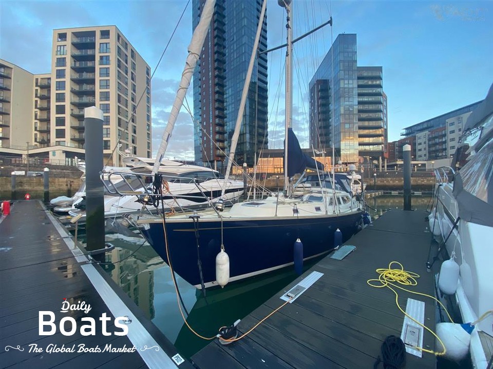 2010 Rustler 44 Ds for sale. View price, photos and Buy 2010 Rustler 44 ...