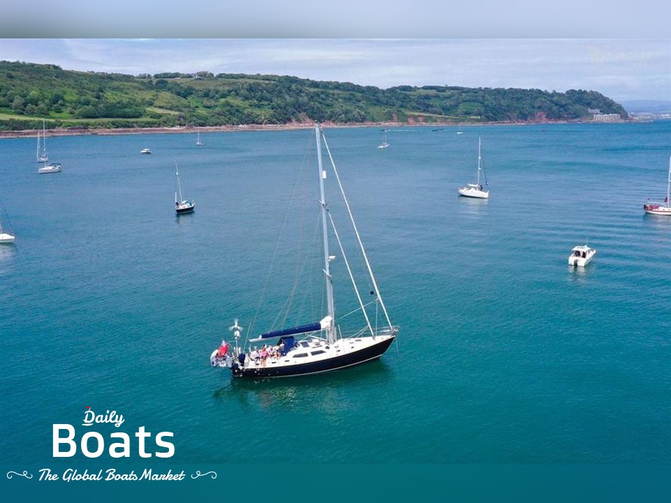 2010 Rustler 44 Ds for sale. View price, photos and Buy 2010 Rustler 44 ...