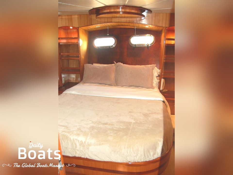 2002 Hampton 490 Trawler Pilot House for sale. View price, photos and ...