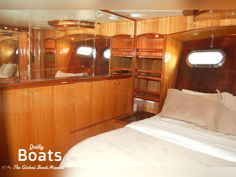 2002 Hampton 490 Trawler Pilot House for sale. View price, photos and ...