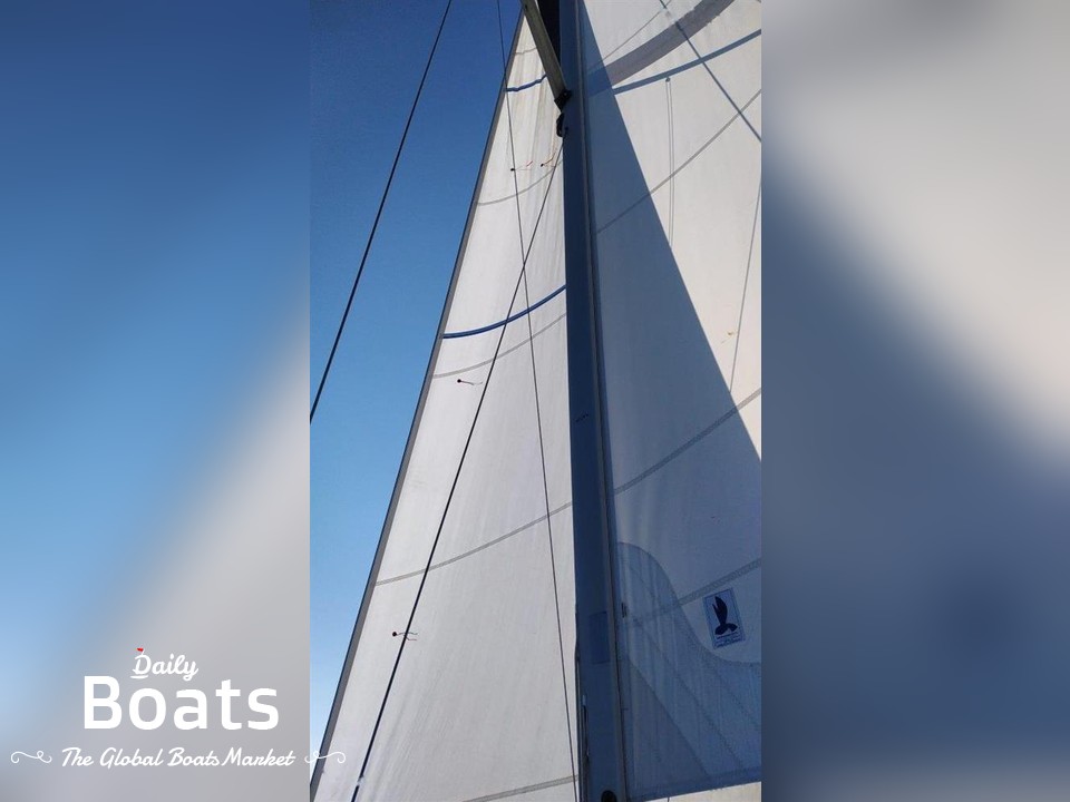 2001 Hunter Legend 290 for sale. View price, photos and Buy 2001 Hunter ...