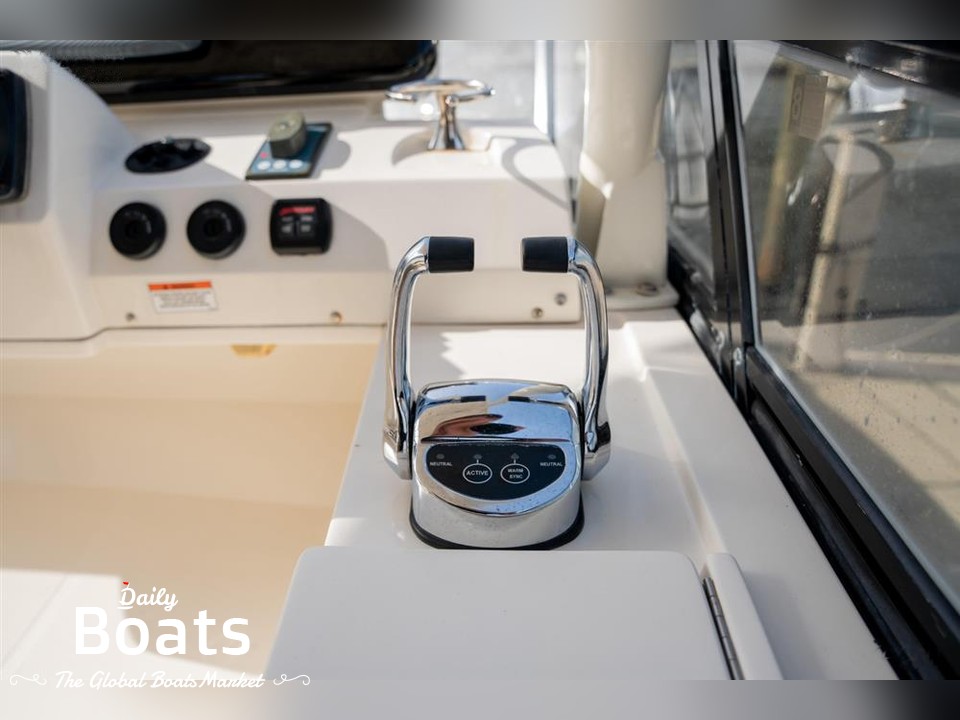 2015 Carver Yachts C40 Command Bridge for sale. View price, photos and ...