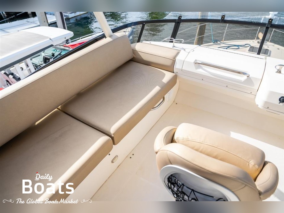 2015 Carver Yachts C40 Command Bridge for sale. View price, photos and ...