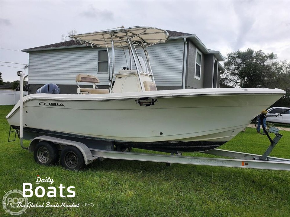 2016 Cobia Boats 220 for sale. View price, photos and Buy 2016 Cobia ...