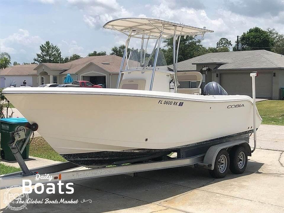 2016 Cobia Boats 220 for sale. View price, photos and Buy 2016 Cobia ...
