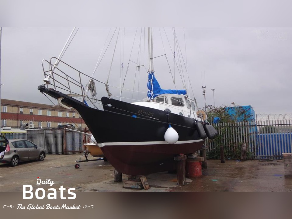 1989 Bruce Roberts Yachts Spray 28 for sale. View price, photos and Buy ...