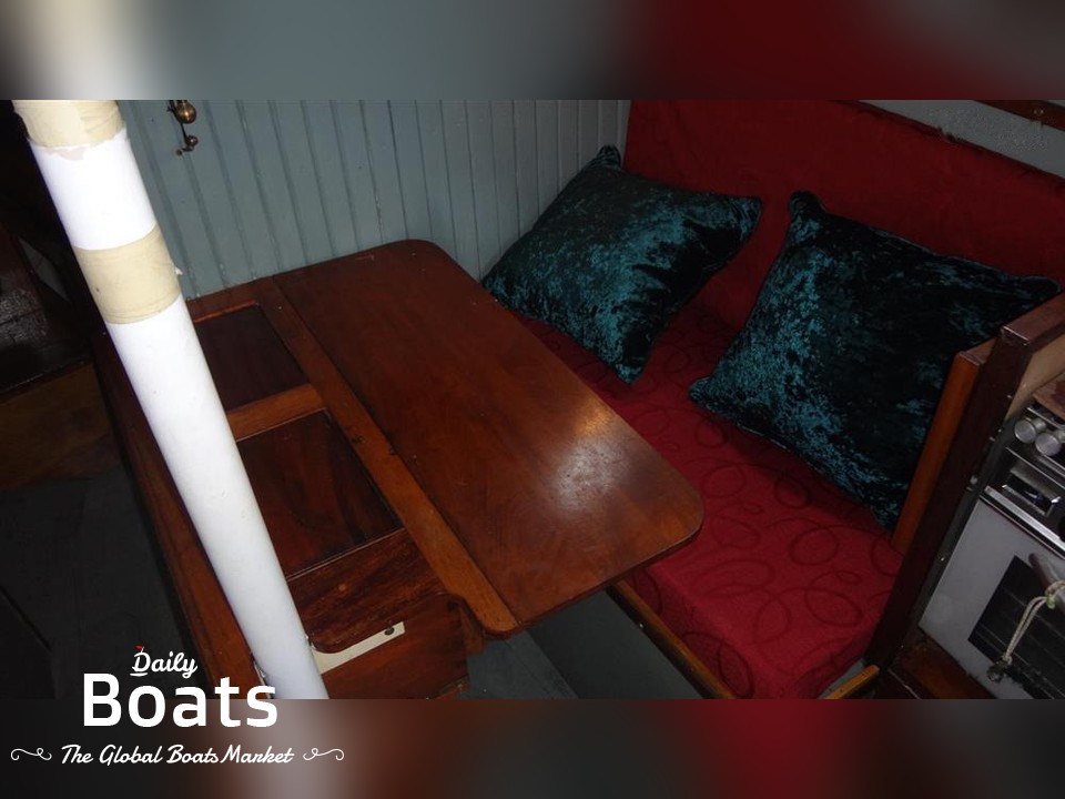 1989 Bruce Roberts Yachts Spray 28 for sale. View price, photos and Buy ...