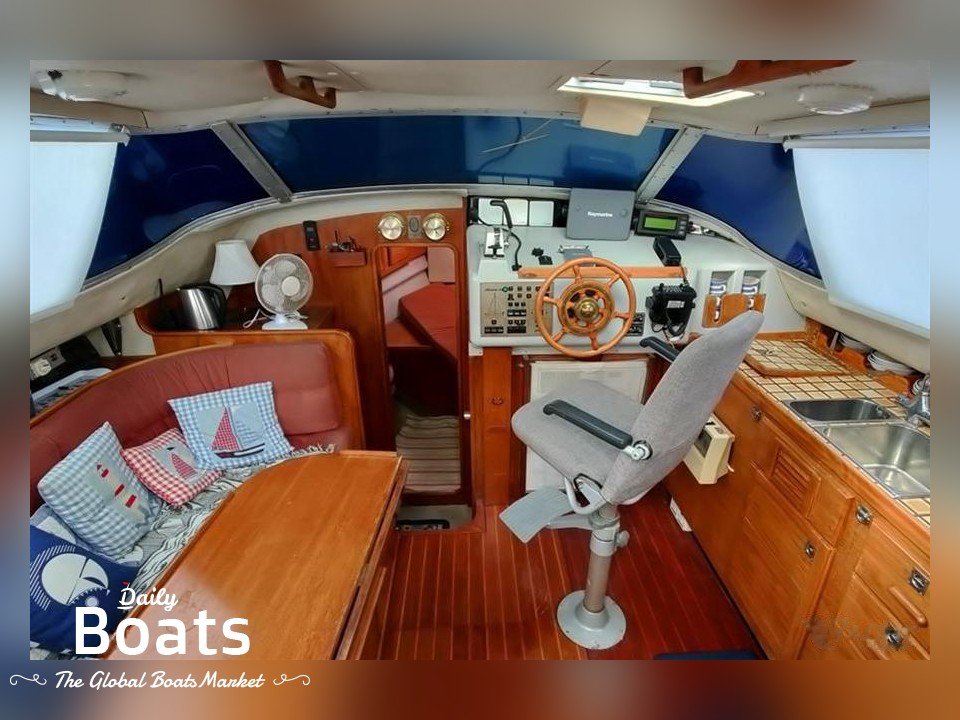 1990 Westerly Riviera 35 for sale. View price, photos and Buy 1990 ...