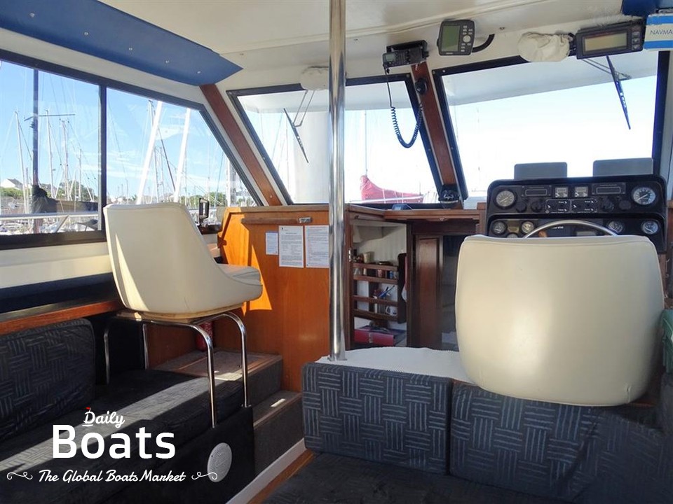 1988 Hardy Motor Boats 335 for sale. View price, photos and Buy 1988 ...