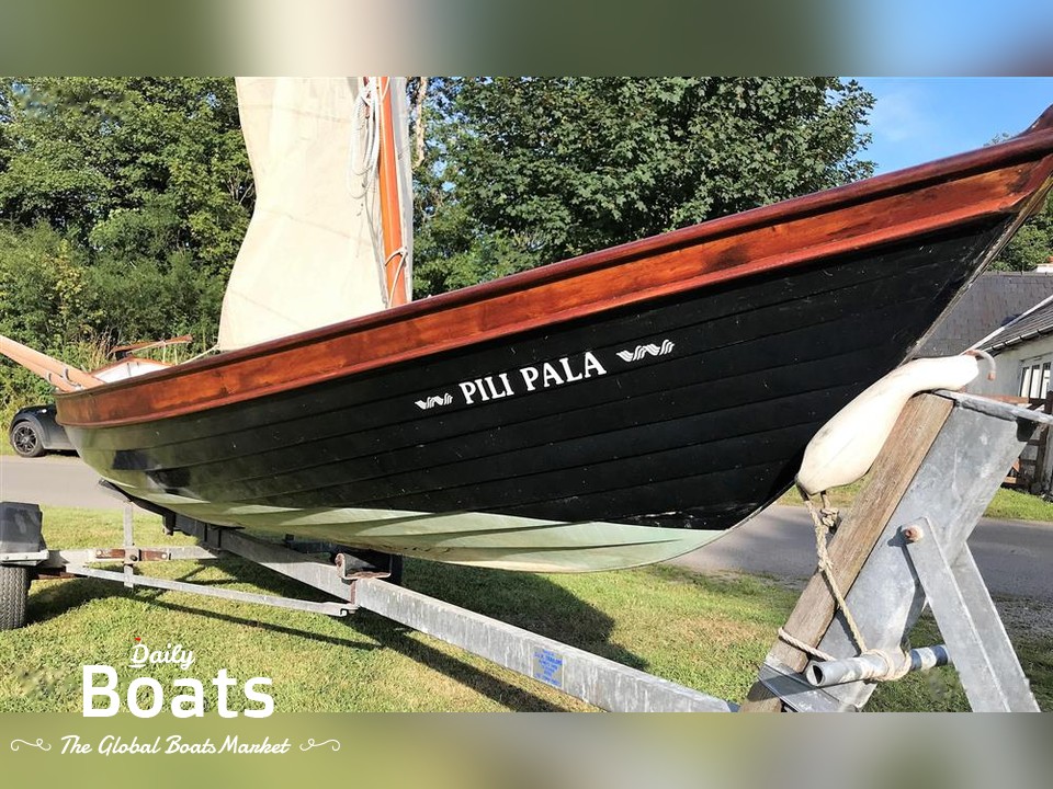 1990 John Ker Dipping Lug Classic Yacht for sale. View price, photos ...