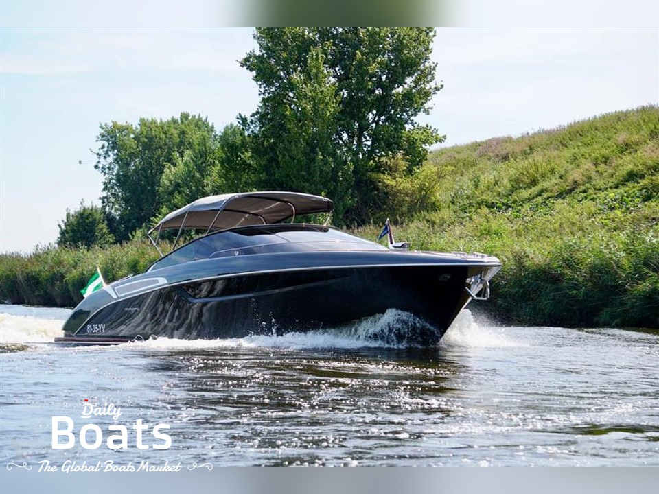 2017 Riva Rivamare 38 for sale. View price, photos and Buy 2017 Riva ...