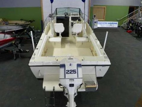 1993 Stratos 2250 for sale. View price, photos and Buy 1993 Stratos ...