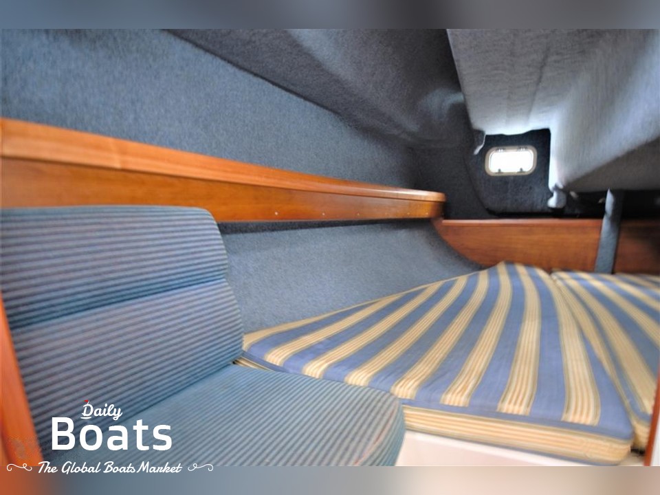 2007 Hunter Channel 31 for sale. View price, photos and Buy 2007 Hunter ...