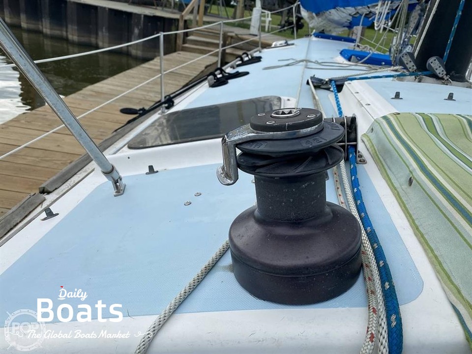 1982 Freedom 33 for sale. View price, photos and Buy 1982 Freedom 33 ...