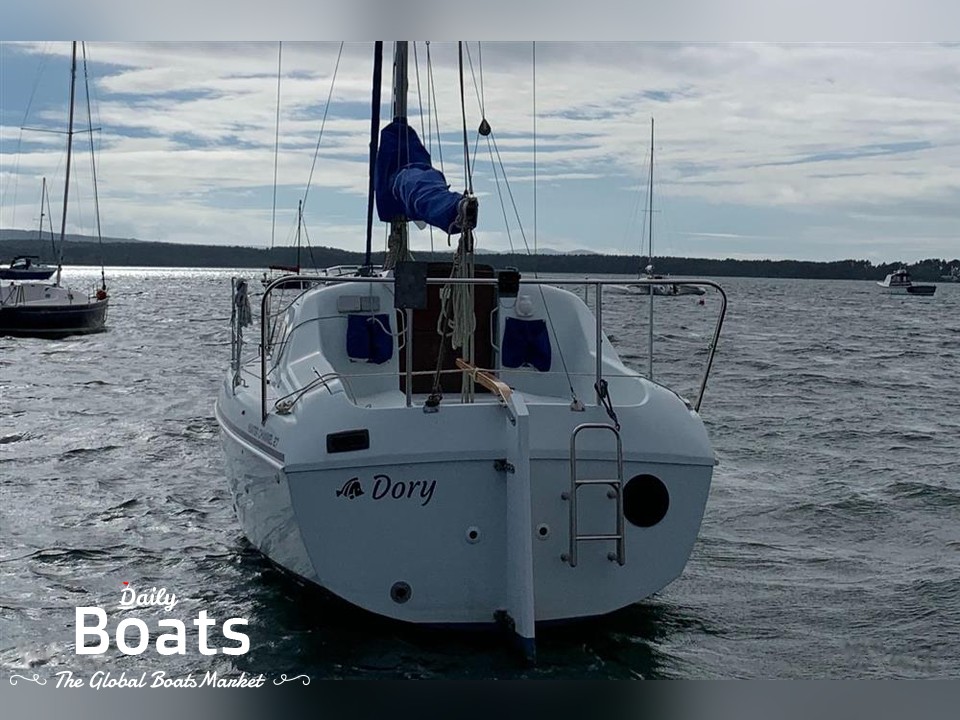 1999 Hunter Channel 27 for sale. View price, photos and Buy 1999 Hunter ...