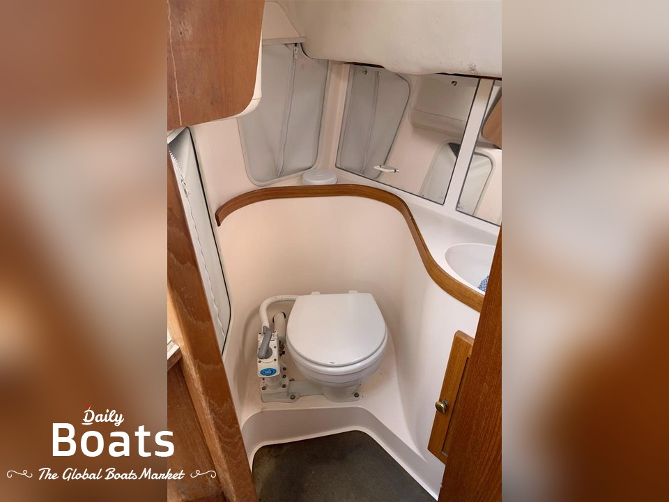 1999 Hunter Channel 27 for sale. View price, photos and Buy 1999 Hunter ...