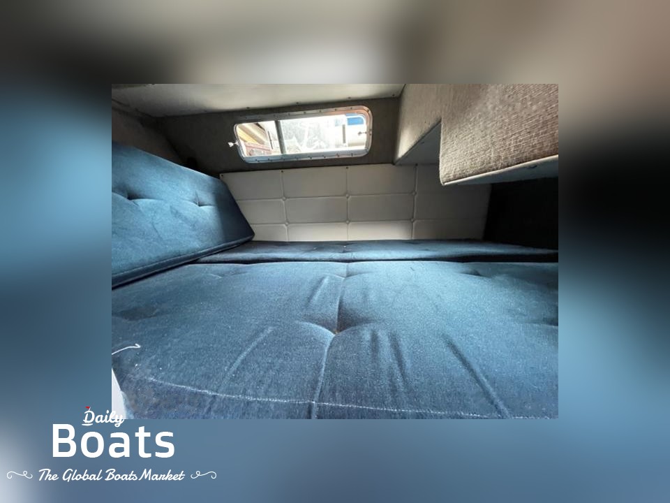 1985 Falcon Darragh 24 for sale. View price, photos and Buy 1985 Falcon ...