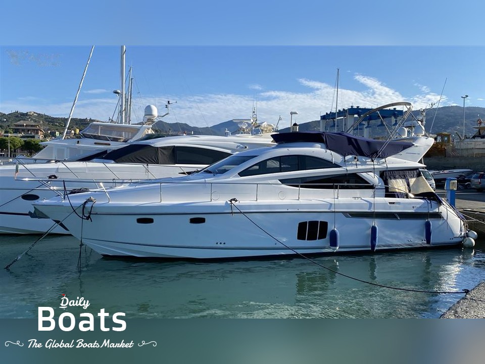 2010 Fairline Phantom 48 for sale. View price, photos and Buy 2010 ...