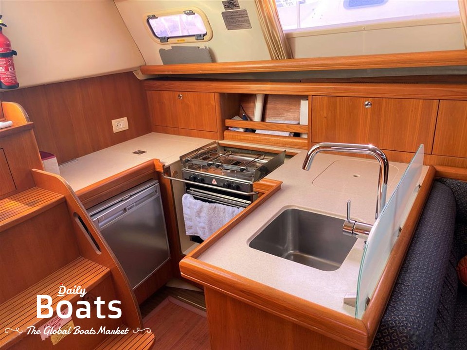 2005 Hunter 33 for sale. View price, photos and Buy 2005 Hunter 33 #197020