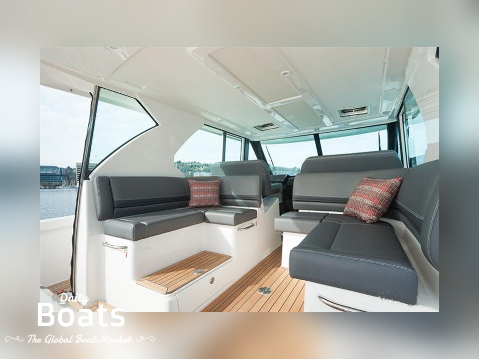 2016 Tiara Yachts Q44 for sale. View price, photos and Buy 2016 Tiara ...