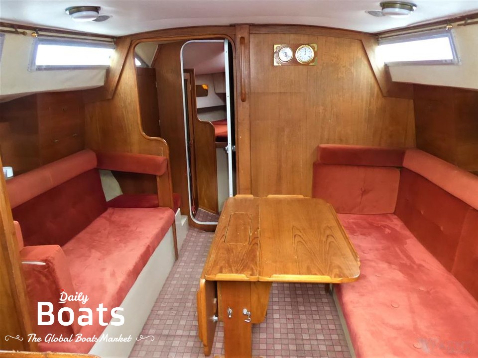 1983 Moody 333 for sale. View price, photos and Buy 1983 Moody 333 #197070