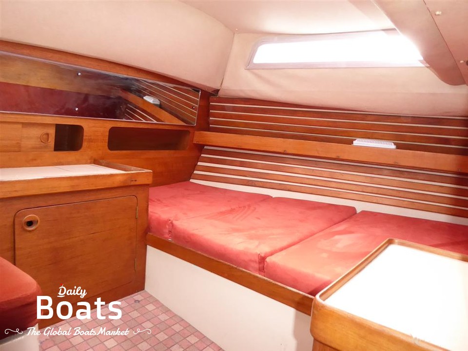 1983 Moody 333 for sale. View price, photos and Buy 1983 Moody 333 #197070