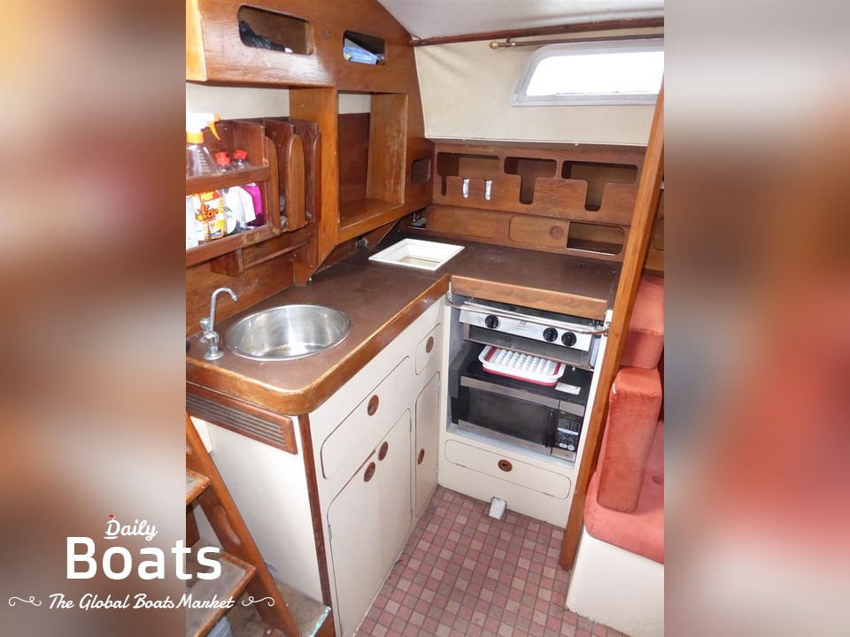 1983 Moody 333 for sale. View price, photos and Buy 1983 Moody 333 #197070