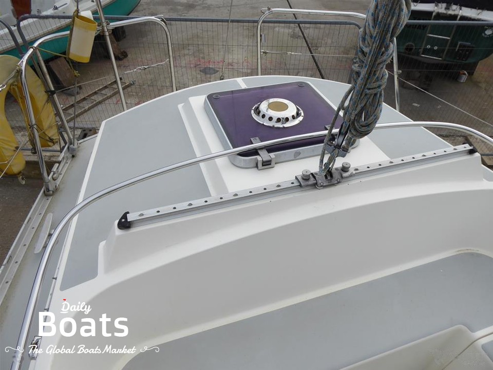 1983 Moody 333 for sale. View price, photos and Buy 1983 Moody 333 #197070