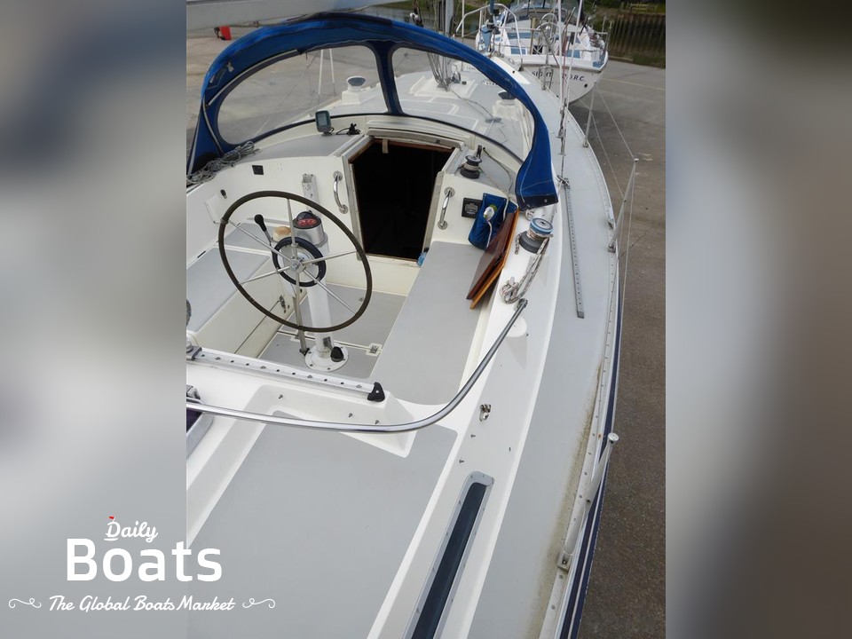 1983 Moody 333 for sale. View price, photos and Buy 1983 Moody 333 #197070