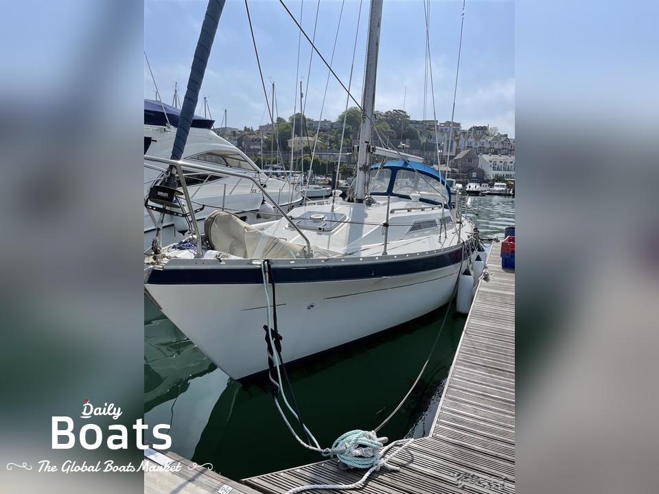 1983 Moody 333 for sale. View price, photos and Buy 1983 Moody 333 #197070