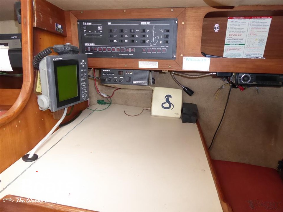 1983 Moody 333 for sale. View price, photos and Buy 1983 Moody 333 #197070