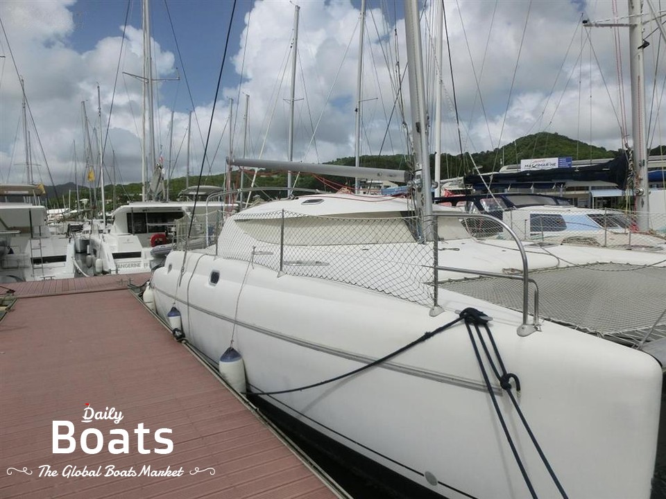 1994 Fountaine Pajot Athena 38 for sale. View price, photos and Buy ...
