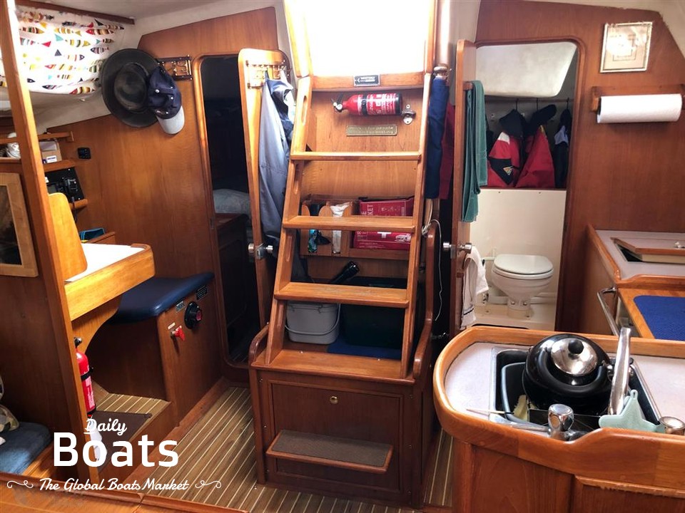 1994 Westerly Oceanquest 35 for sale. View price, photos and Buy 1994 ...