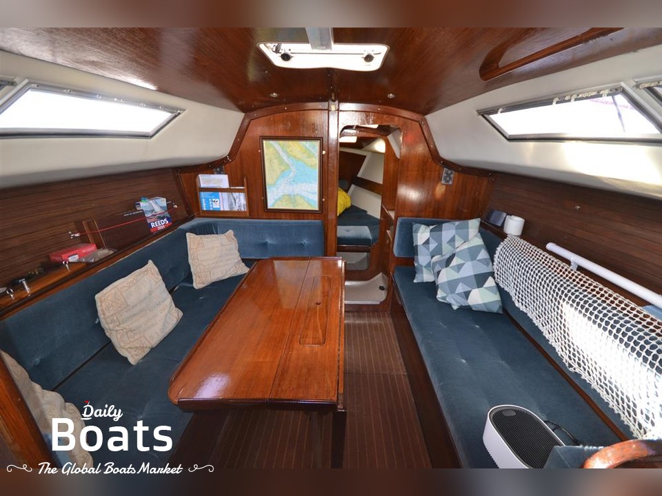 1982 Bénéteau Boats First 30 for sale. View price, photos and Buy 1982 ...