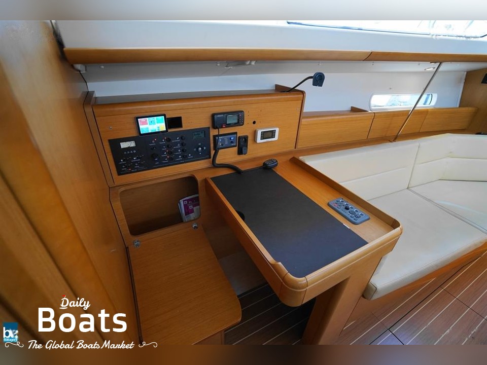 2011 Jeanneau 42 Ds for sale. View price, photos and Buy 2011 Jeanneau ...