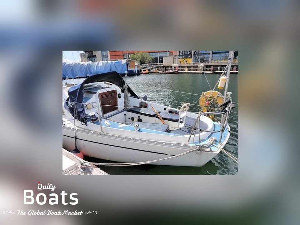 1982 Elizabethan 33 for sale. View price, photos and Buy 1982 ...