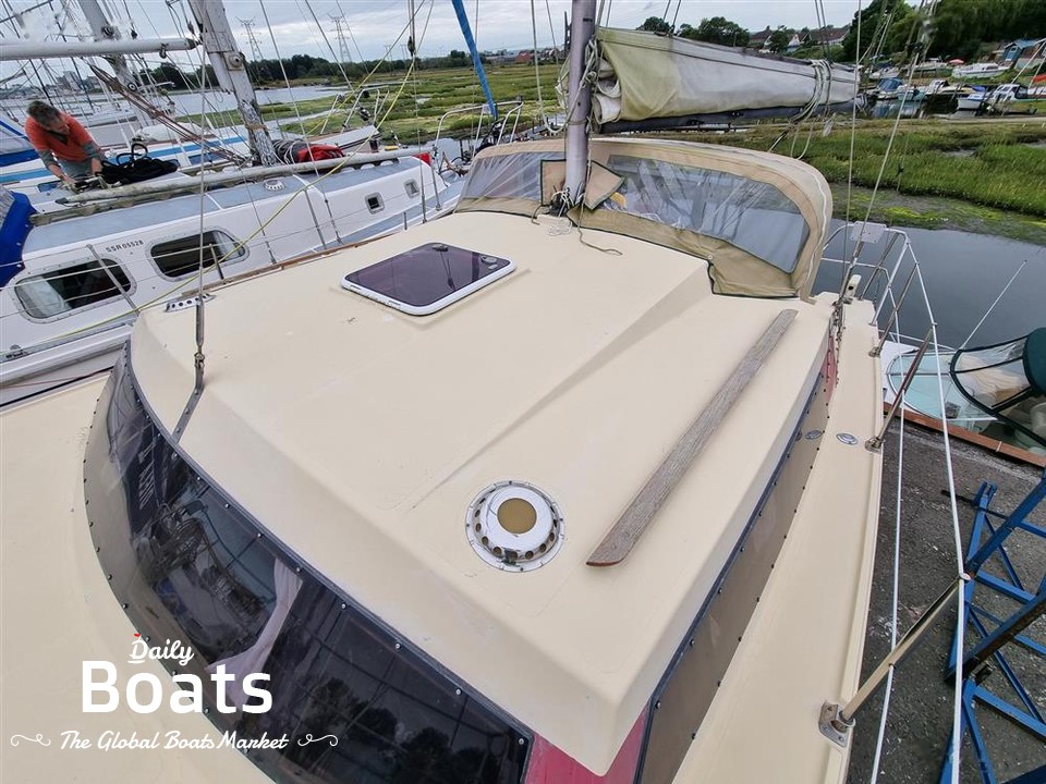 1984 Prout Sirocco 26 for sale. View price, photos and Buy 1984 Prout ...