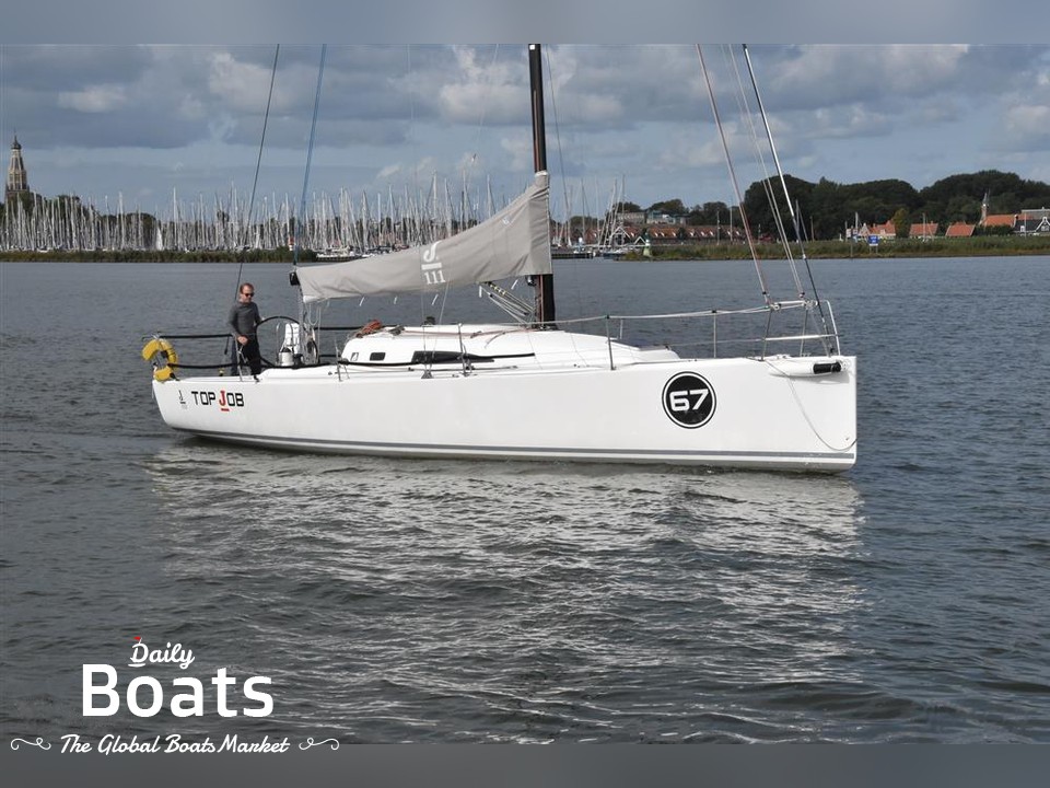 2012 J Boats J111 for sale. View price, photos and Buy 2012 J Boats ...