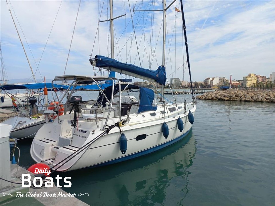 2002 Hunter 356 for sale. View price, photos and Buy 2002 Hunter 356 ...