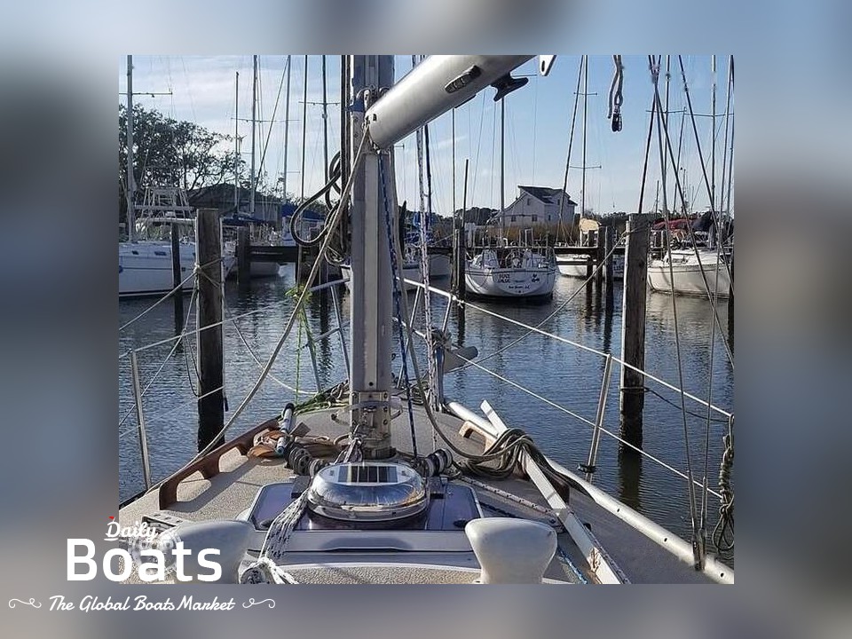 1982 Tartan Yachts 3000 for sale. View price, photos and Buy 1982 ...