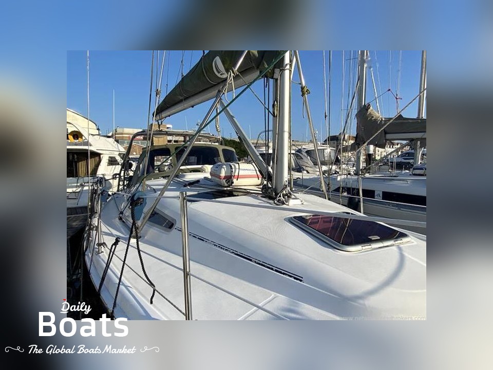 Hunter Legend 38 for sale. View price, photos and Buy Hunter Legend 38 ...